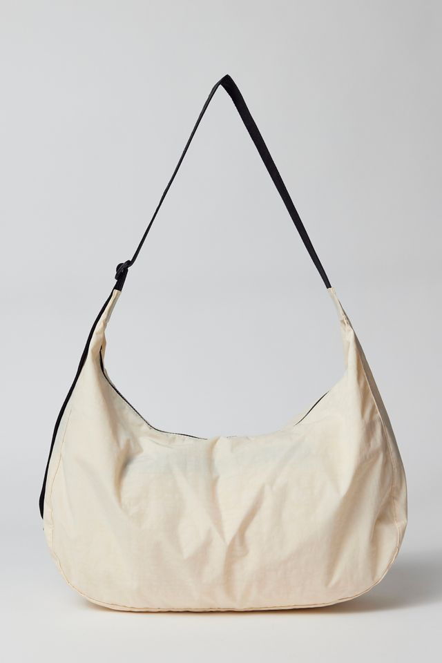 BAGGU Large Nylon Crescent Shoulder Bag | Urban Outfitters