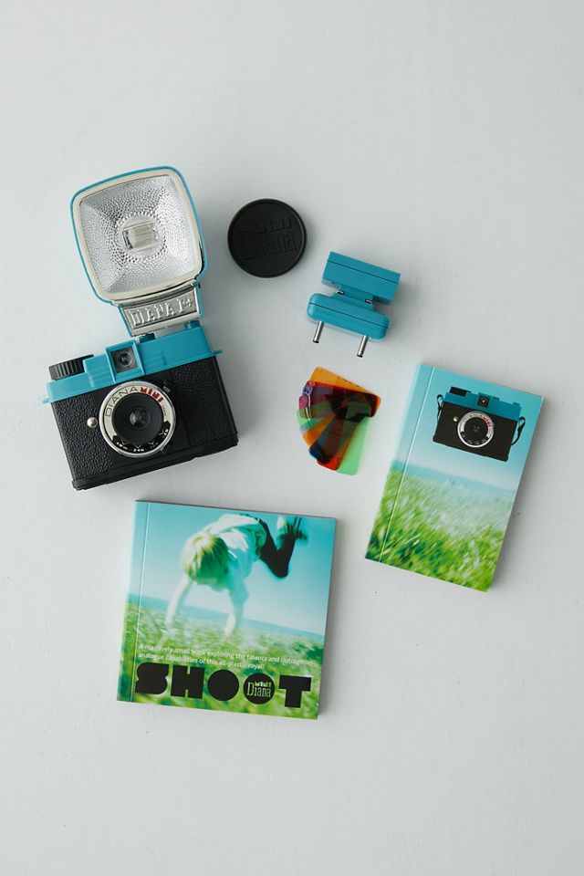 Lomography Diana Mini Camera With Flash | Urban Outfitters Lomography Diana Mini Camera With Flash | Urban Outfitters