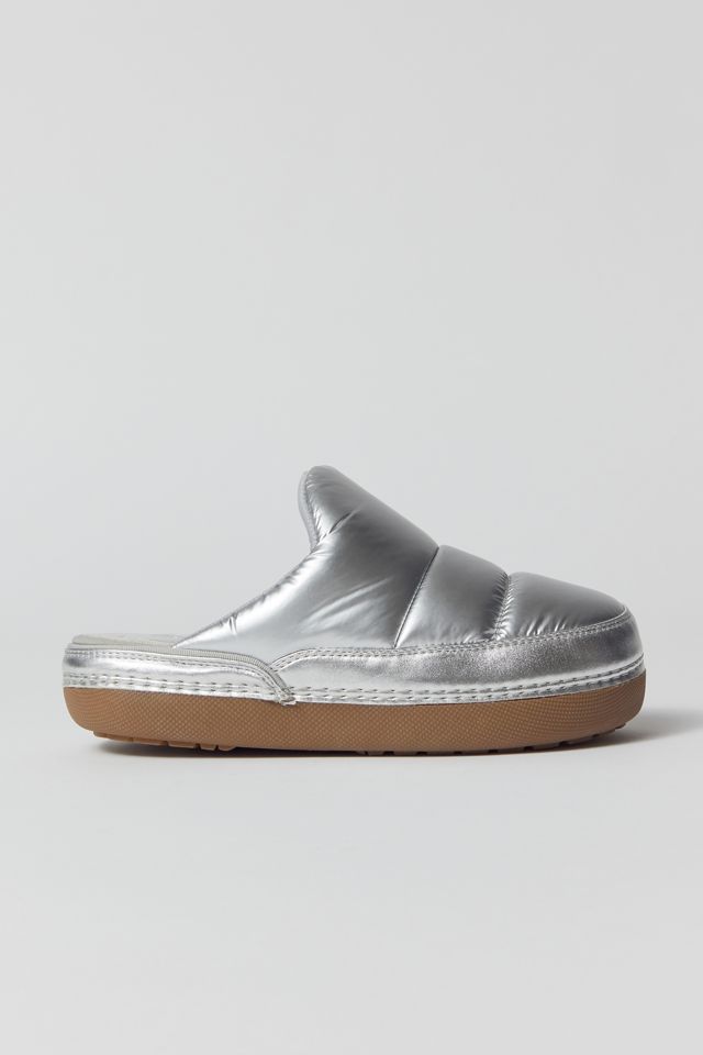 UO Lily Puffy Slipper | Urban Outfitters