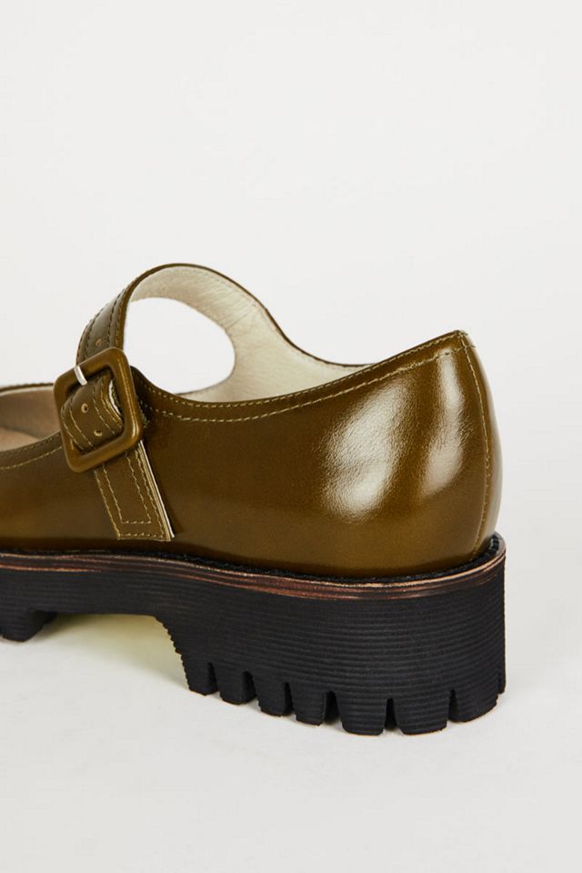 Intentionally Blank Veronica Leather Platform Mary Jane | Urban Outfitters