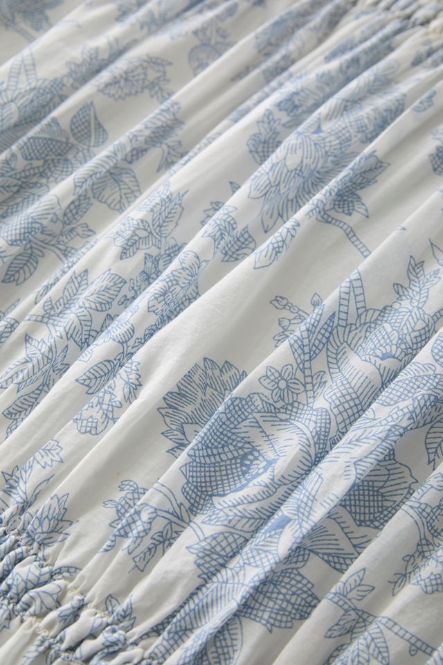 Floral Rita Ruffle Comforter | Urban Outfitters