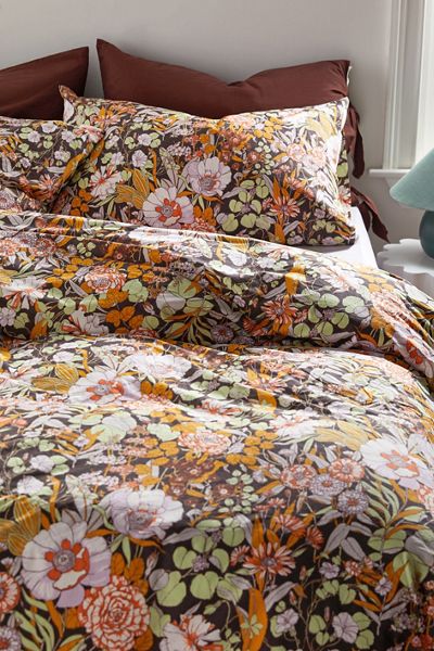 Bedding Sets | Sheet Sets + Comforter Sets | Urban Outfitters