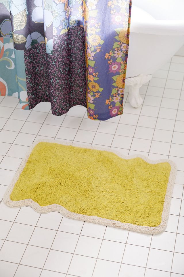Oliver Tufted Bath Mat | Urban Outfitters