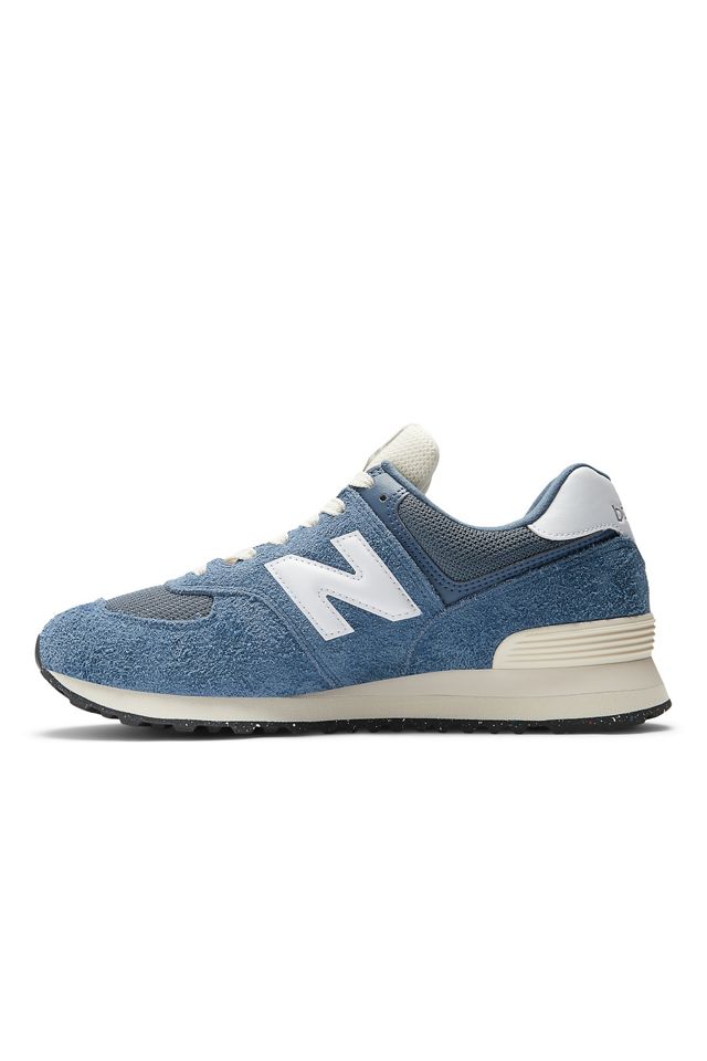 New Balance Men's 574 Rugged Sneaker | Urban Outfitters