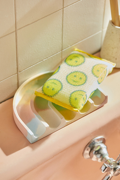 Pretti Cool Sponge Rest | Urban Outfitters Canada