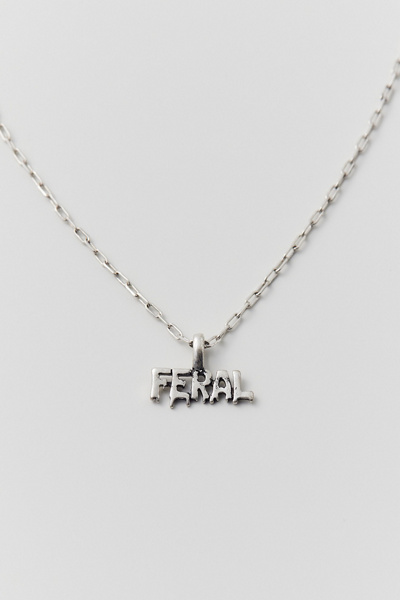 '90s Feral Nameplate 14K Gold-Plated Necklace | Urban Outfitters Canada
