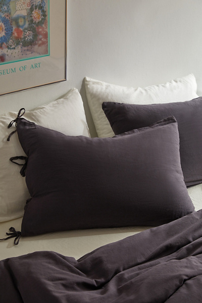 Relaxed Linen Tie Bow Sham Set | Urban Outfitters