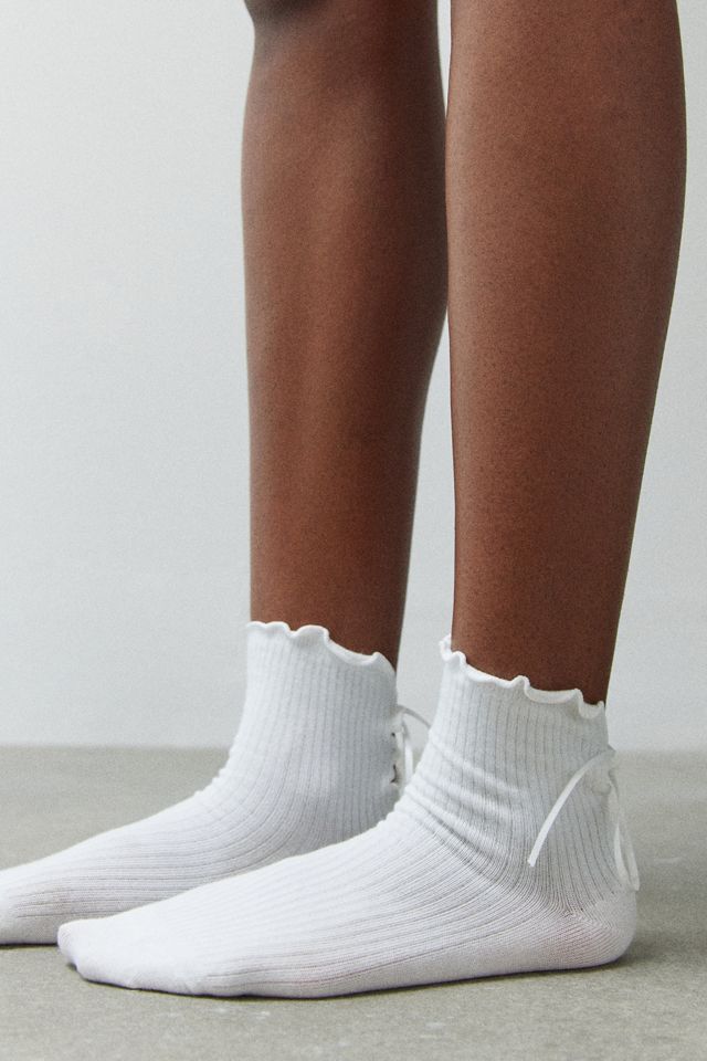 Lace-Up Lettuce Edge Ankle Sock | Urban Outfitters Canada