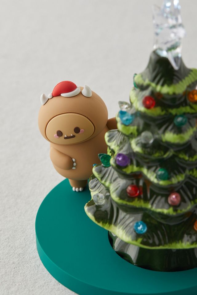 Smoko Hank Yeti Christmas Tree Light | Urban Outfitters