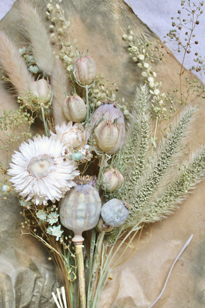 Roxanne’s Dried Flowers Laurel Canyon Bouquet | Urban Outfitters