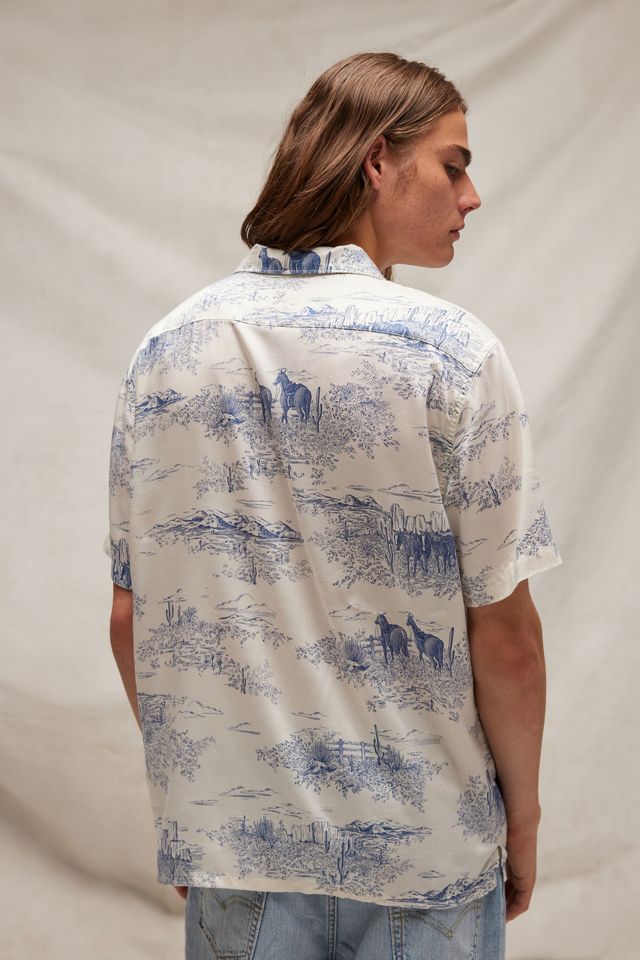 Levi’s® The Sunset Camp Collar Short Sleeve Button-Down Shirt | Urban ...