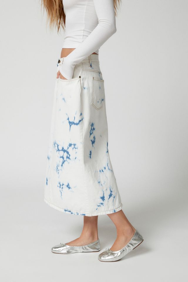 Urban Renewal Remade Extreme Bleach Denim Maxi Skirt | Urban Outfitters