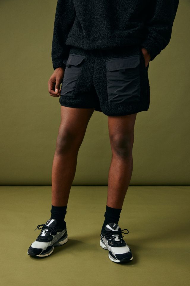 Standard Cloth Block Cargo Fleece Short | Urban Outfitters Canada