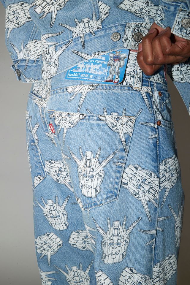 Levi’s® X Gundam SEED 501 ’93 Straight Leg Jean | Urban Outfitters