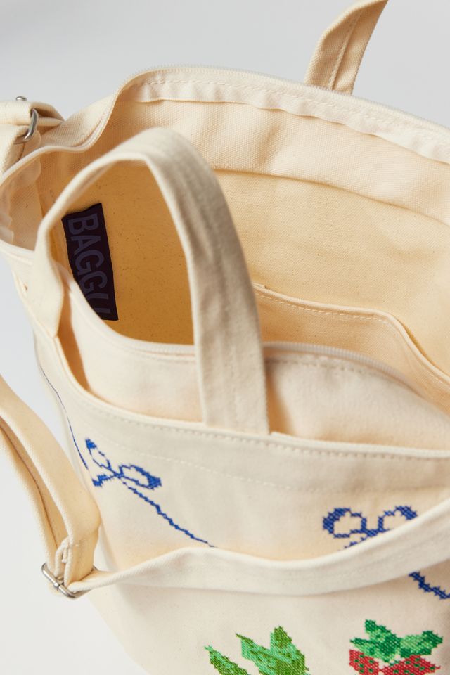 BAGGU Cross Stitch Horizontal Duck Bag | Urban Outfitters