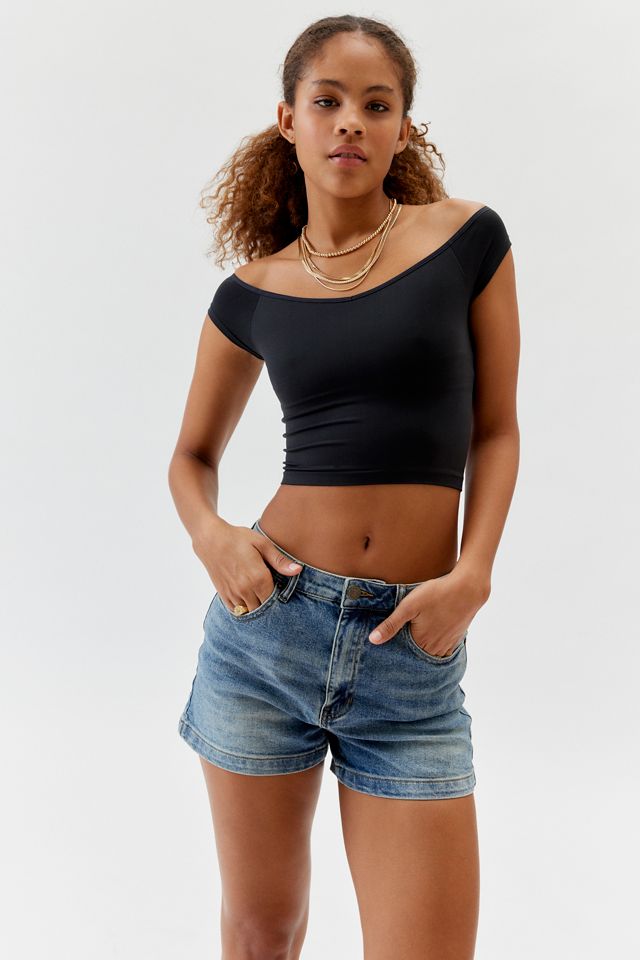 GUESS ORIGINALS UO Exclusive Kit Denim Short | Urban Outfitters