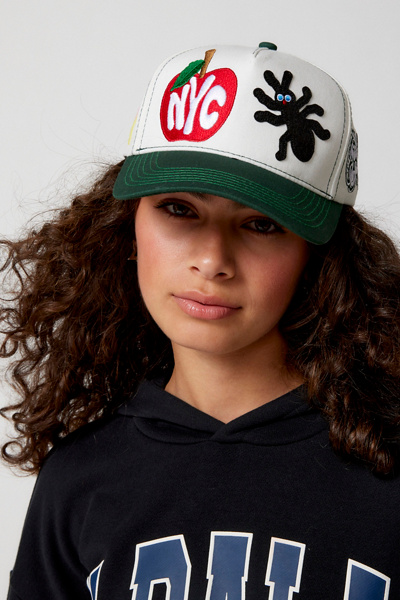 Beepy Bella Big Apple Trucker Hat | Urban Outfitters Canada
