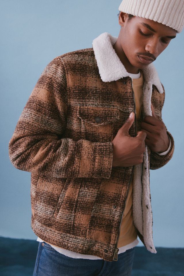 Levi’s® Varsity Two Pocket Jacket | Urban Outfitters