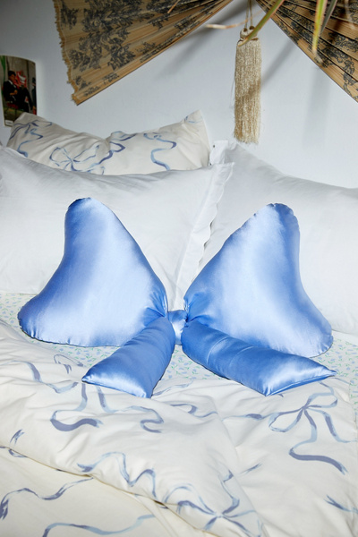 Bow Bedding + Sets | Urban Outfitters