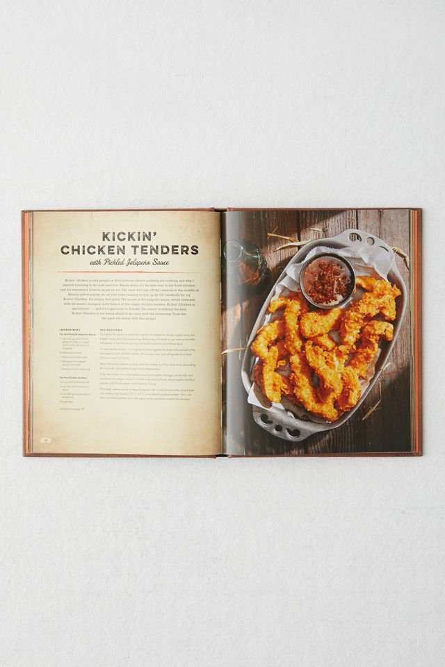Yellowstone: The Official Dutton Ranch Family Cookbook Gift Set By ...
