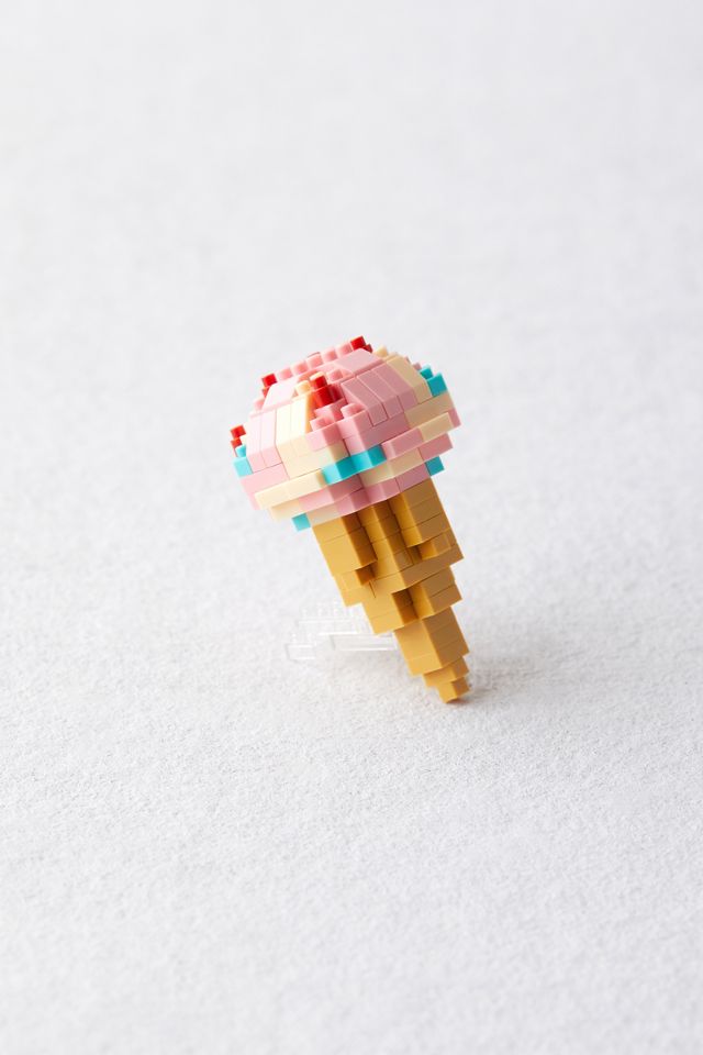 Nanoblock Food Series Building Set | Urban Outfitters