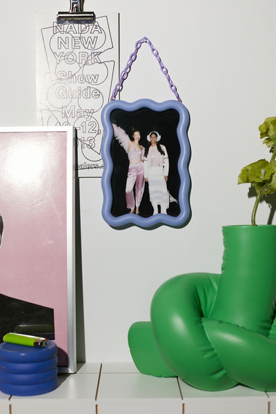 Avery Chain Link Picture Frame | Urban Outfitters