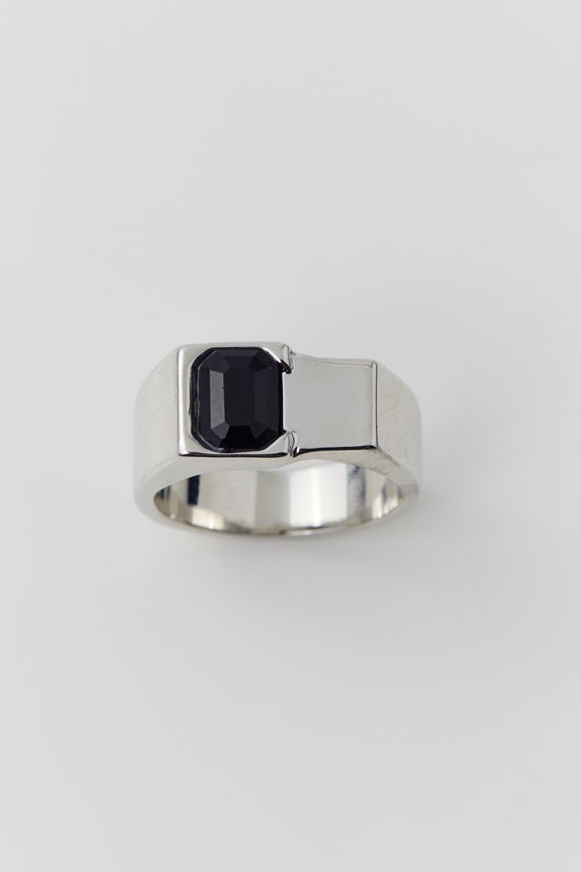 Jax Statement Ring | Urban Outfitters