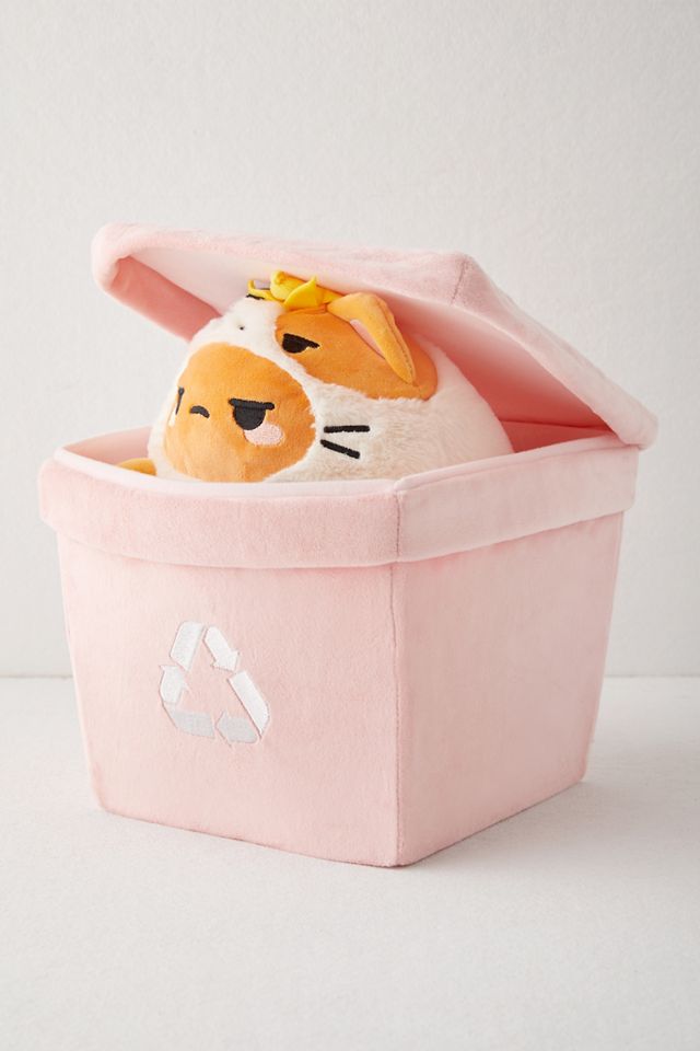 Smoko Trash Cat Tayto Plushie | Urban Outfitters