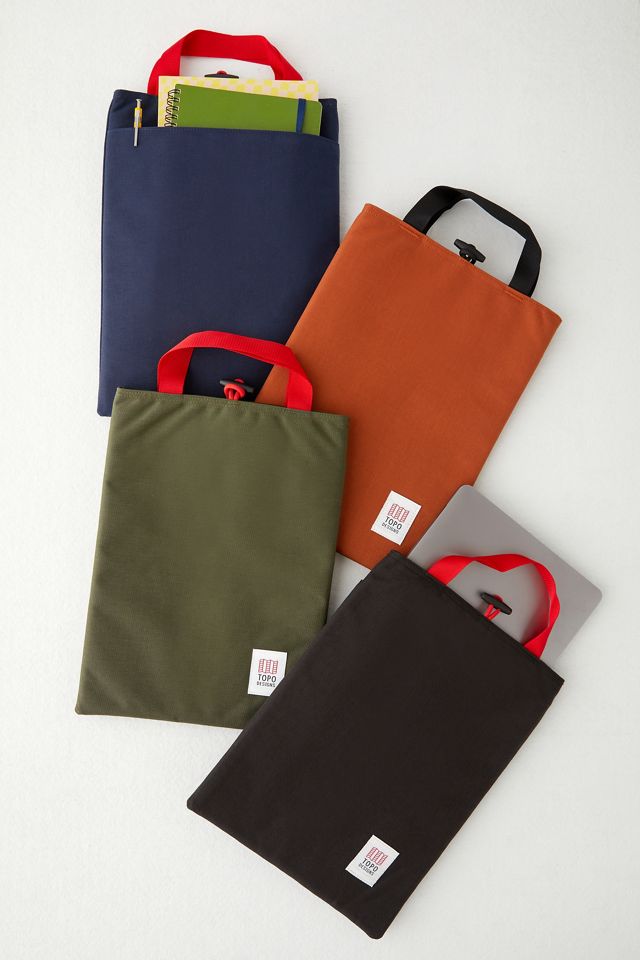 Topo Design Essential Laptop Sleeve | Urban Outfitters