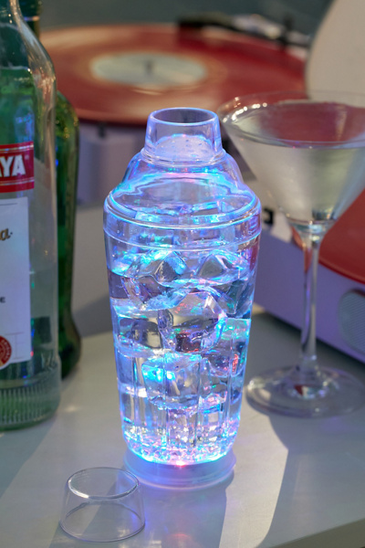 Light-Up LED 14 oz Cocktail Shaker | Urban Outfitters