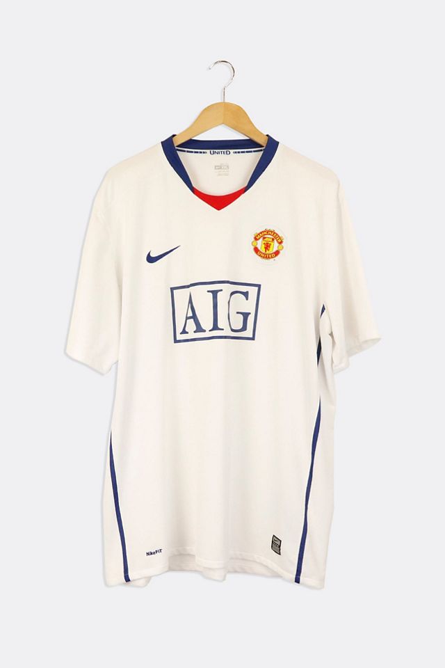 Vintage Manchester United Aig Sponsor Soccer Jersey | Urban Outfitters