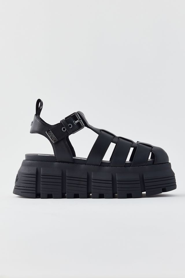 Buffalo Ava Fisherman Platform Sandal | Urban Outfitters