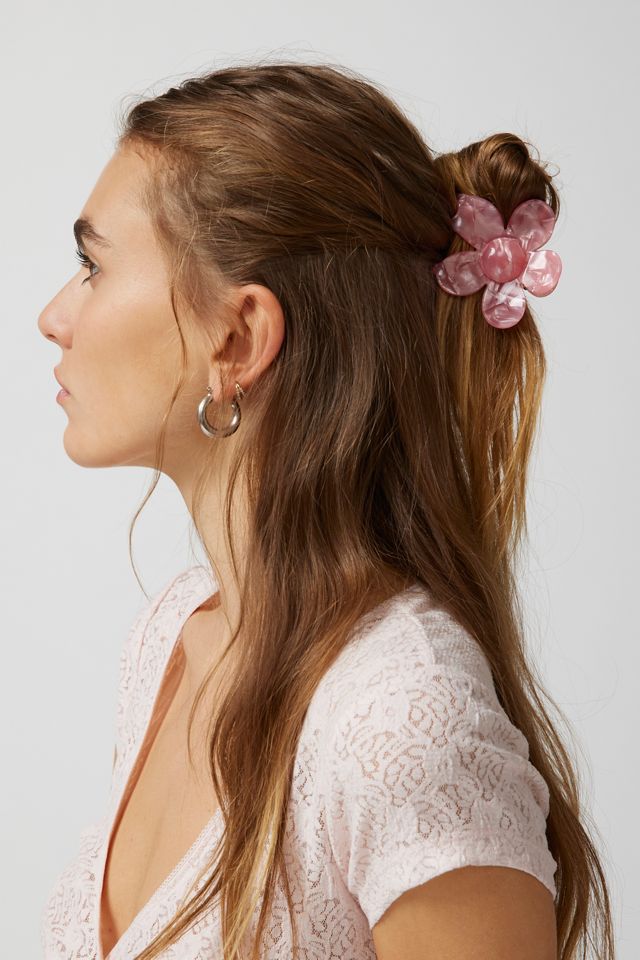 Flower Claw Clip | Urban Outfitters