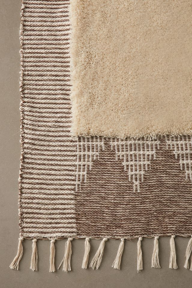 Wilson Wool Woven & Tufted Rug | Urban Outfitters
