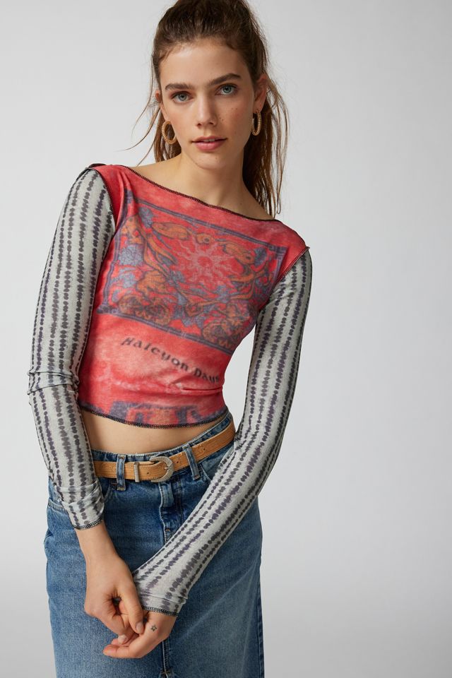 Reflection Days Long Sleeve Graphic Tee | Urban Outfitters