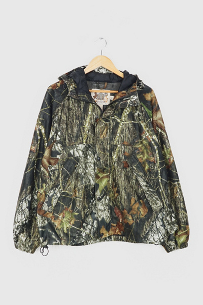 Vintage Hooded Camo Jacket | Urban Outfitters