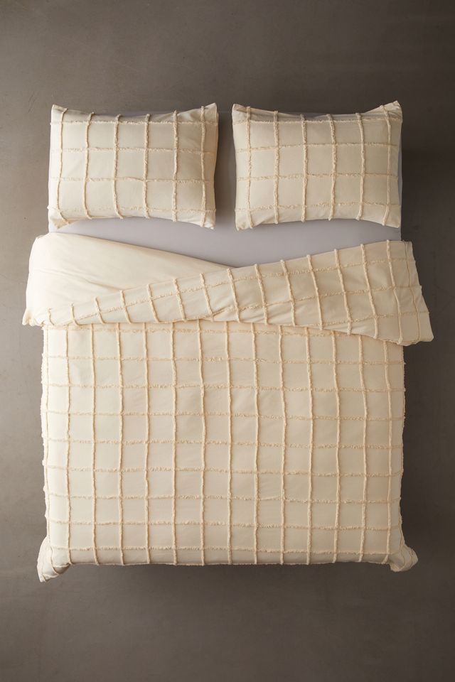 Tufted Grid Duvet Cover | Urban Outfitters Canada