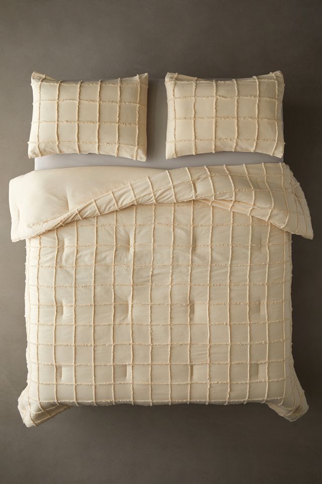 Tufted Grid Comforter | Urban Outfitters
