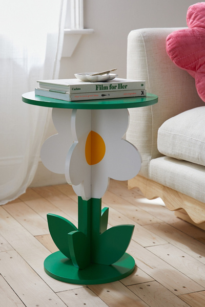 Daisy Side Table | Urban Outfitters