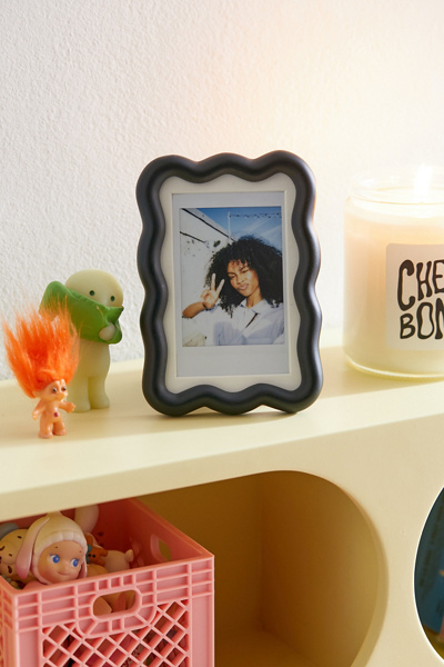 Avery INSTAX Single Picture Frame | Urban Outfitters