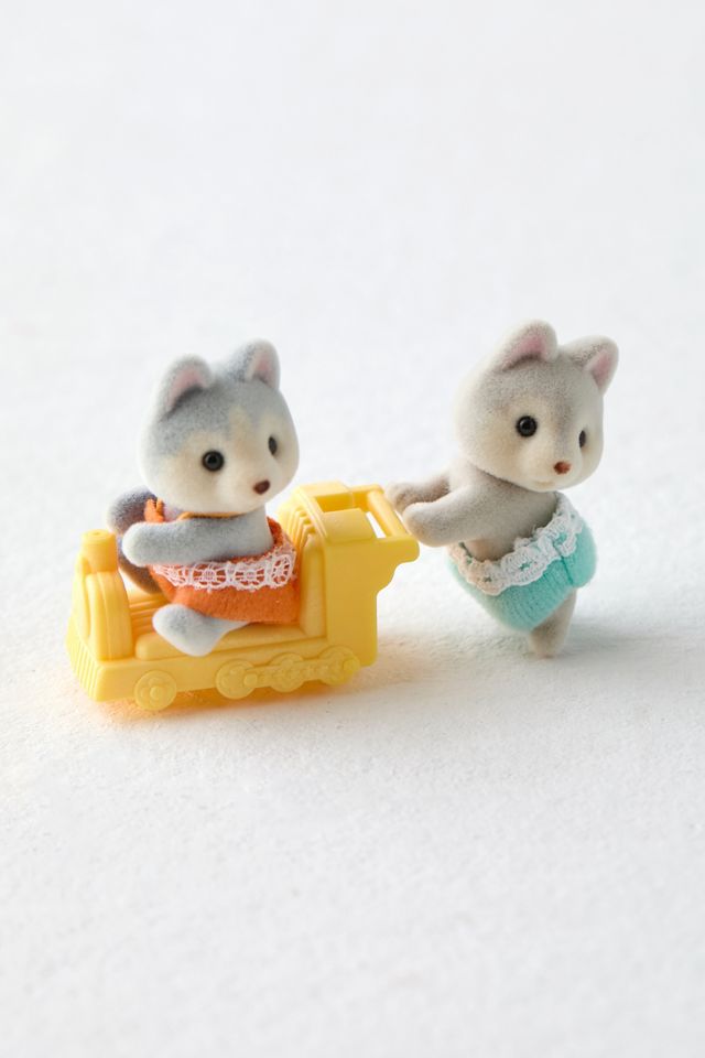 Calico Critters Twin Figure Set | Urban Outfitters Canada