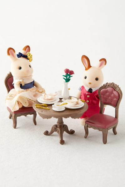 Calico Critters Chic Dining Table Accessory Set | Urban Outfitters
