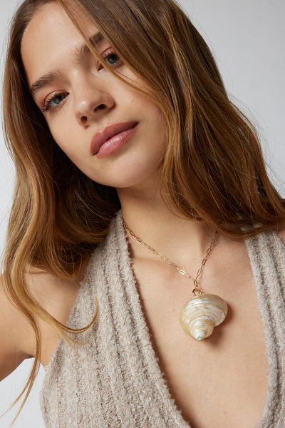 Shell Chain Necklace | Urban Outfitters