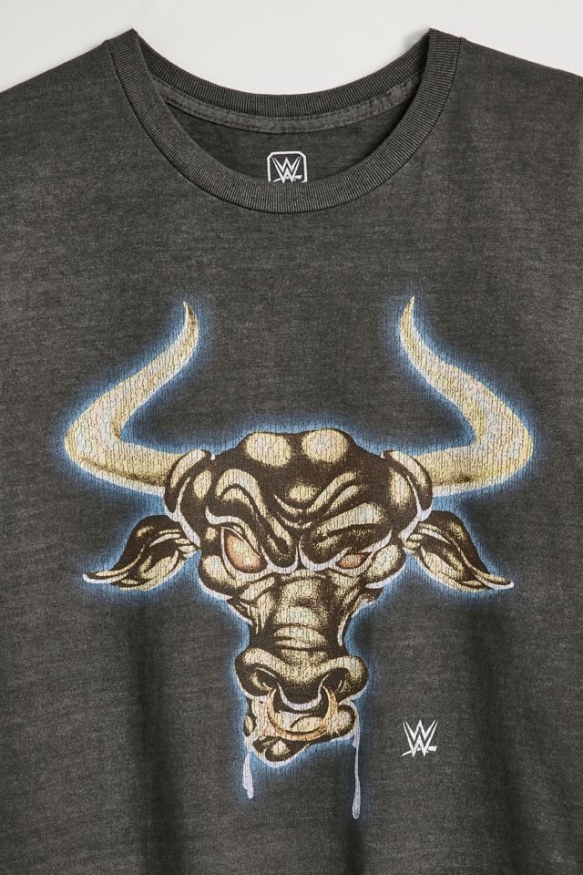 WWE UO Exclusive The Rock Cropped Tee | Urban Outfitters