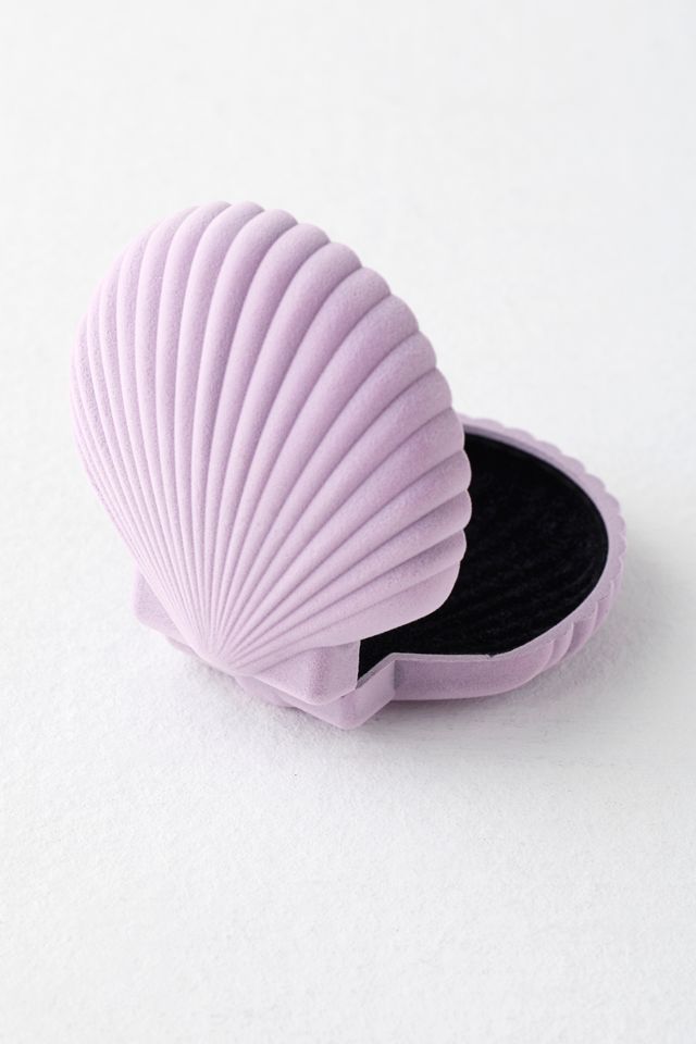 DOIY Shell Velvet Jewelry Box | Urban Outfitters