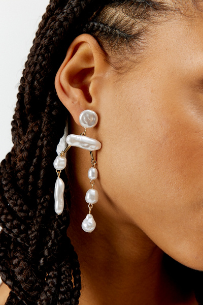 Statement Pearl Drop Earring | Urban Outfitters