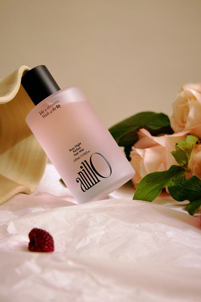 Anillo Rosy Night Perfume Hair Mist | Urban Outfitters