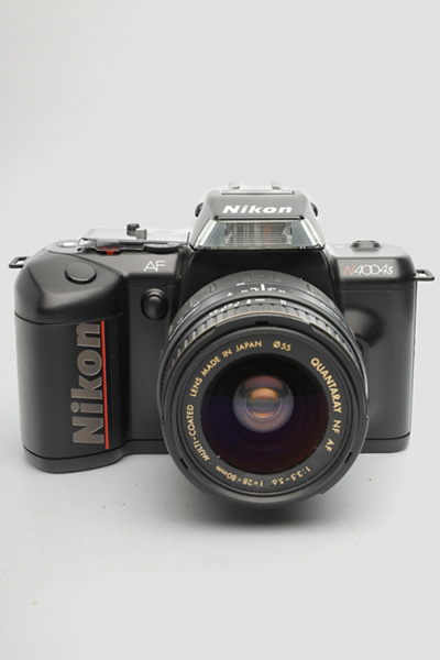 Acme Camera Co. Vintage Nikon N4004s 35mm Film Camera | Urban Outfitters