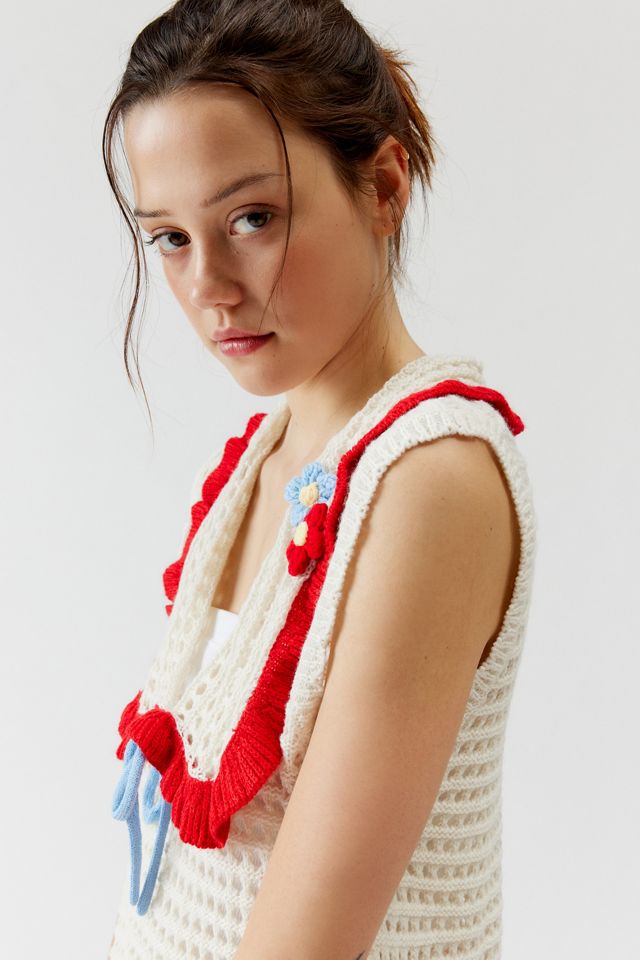 Neon Rose Rhea 3D Flower Crochet Sleeveless Top | Urban Outfitters