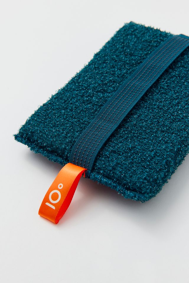Cleanlogic Large Body Exfoliator Scrubber | Urban Outfitters